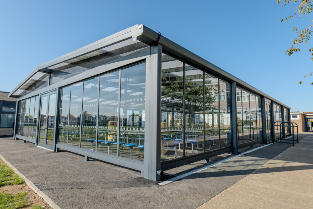 Canopy Side Walls: What Types Are Available and Which is Best?